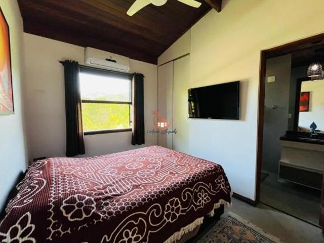 Linda casa em condomínio para locação!