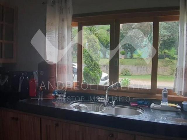 LINDA CASA EM CONDOMÍNIO RURAL