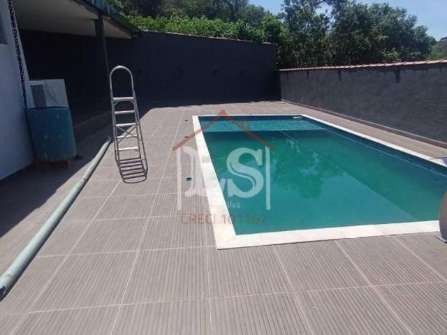 Linda casa em Ibiuna