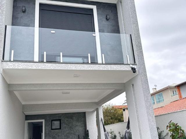 Linda casa em Ingleses Florianópolis a 700m da praia