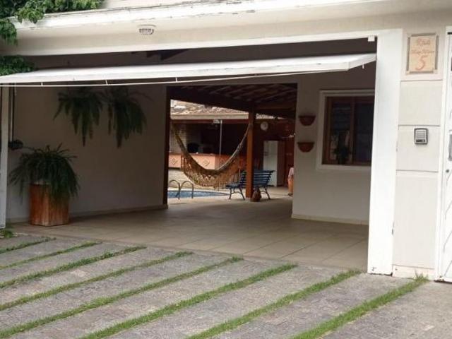 Linda Casa em Jacarei!