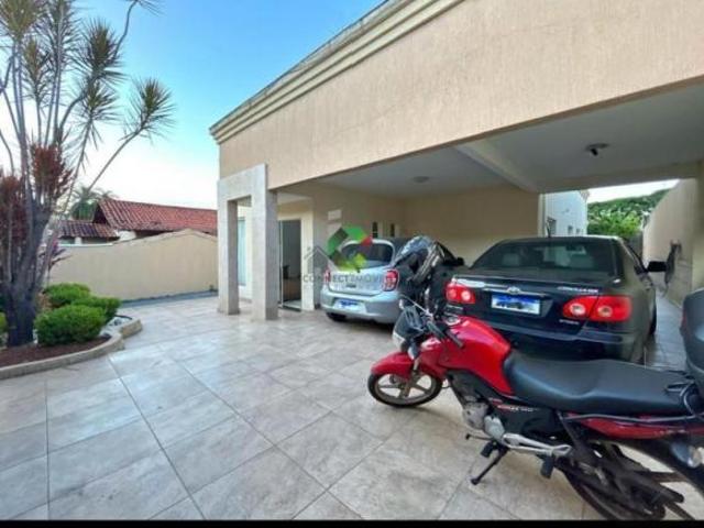 LINDA CASA EM LOTE 360 M2 COM 3 QUARTOS SUITE NA MELHOR LOCALIZAÃ?Ã?O DO BAIRRO ALVAORADA