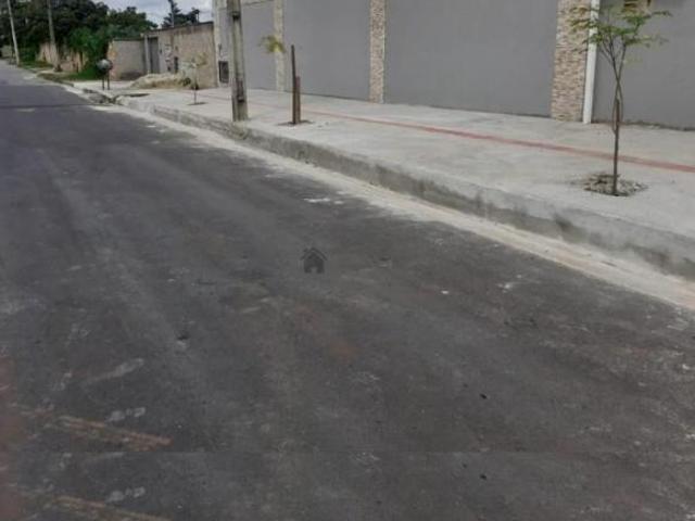 LINDA CASA EM LOTE DE 720 METROS EM Ã?TIMA LOCALIZAÃ?Ã?O NO BAIRRO SENHORA DE FATIMA EM BETIM