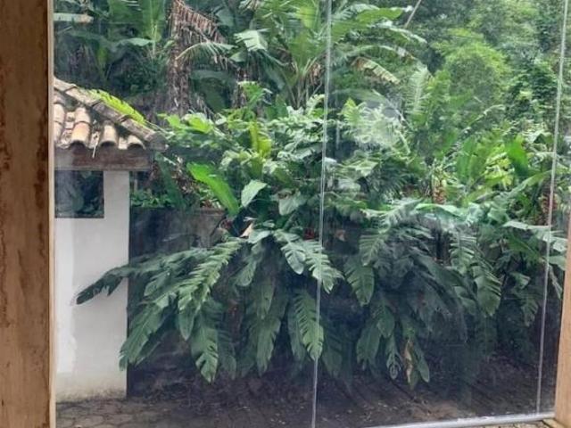 Linda casa em Pauba com amplo terreno