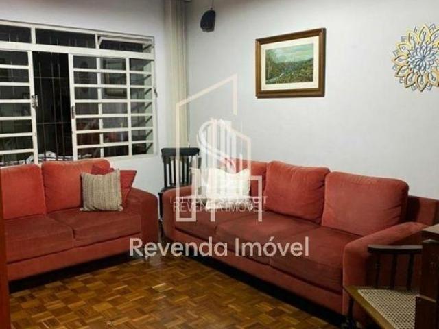 Linda Casa em Perdizes de duzentos e vinte e cinco m2 4 dormitórios 3 banheiros, 3 vagas de garagem