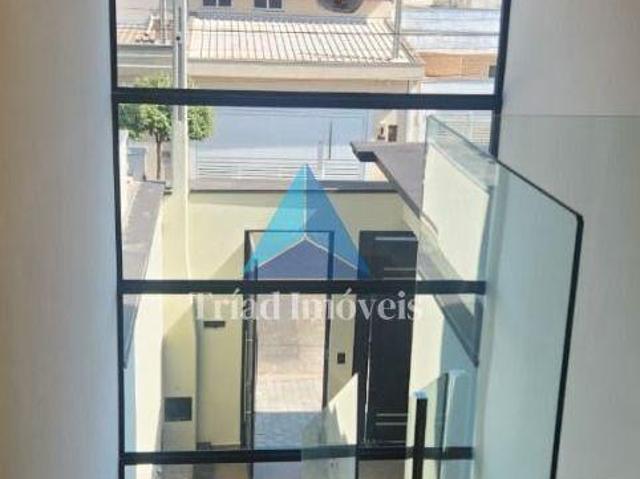 Linda Casa em Rua Fechada no Jardim Terra América – Conforto e Exclusividade