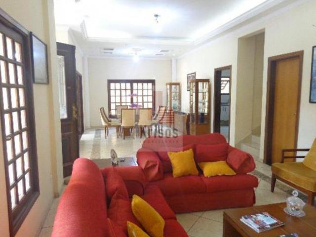 Linda Casa em Vila Fechada na Vila São Francisco