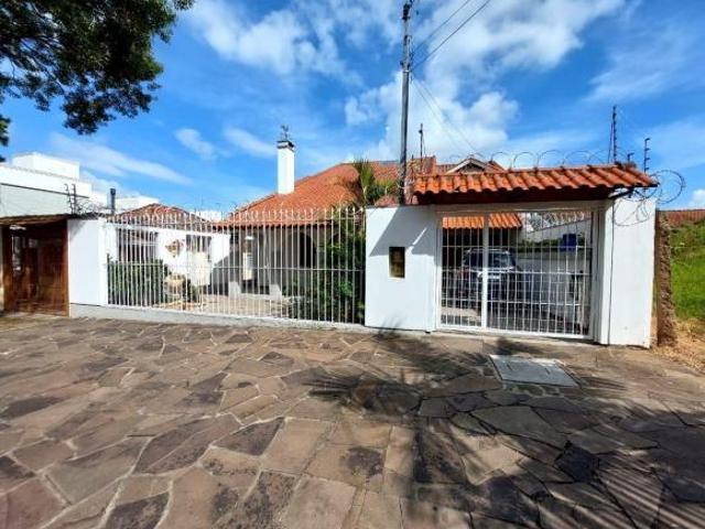 Linda Casa Estilo colonial 3 dormitórios, Nonoai