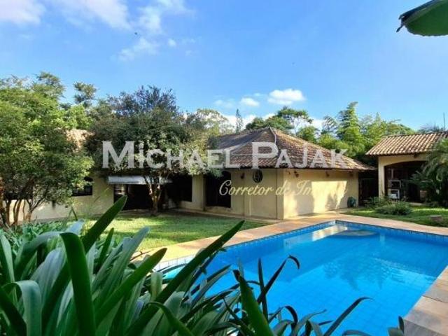 Linda casa estilo rústico Michael Pajak 11 99996 4550