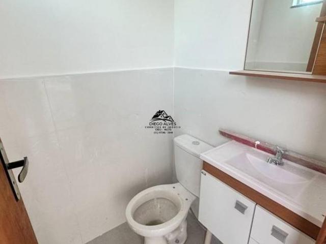 Linda Casa Geminada Duplex à Venda no Bairro Monte Verde – Betim/MG
