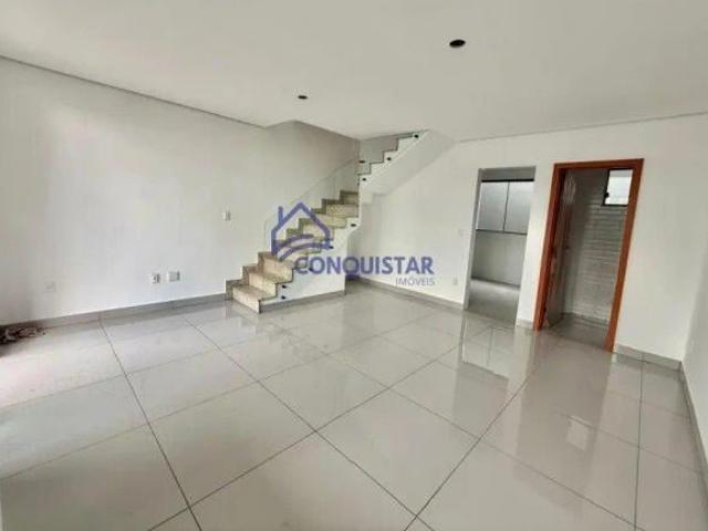 Linda casa geminada duplex alto padrão a venda no Bairro Santa Amélia!