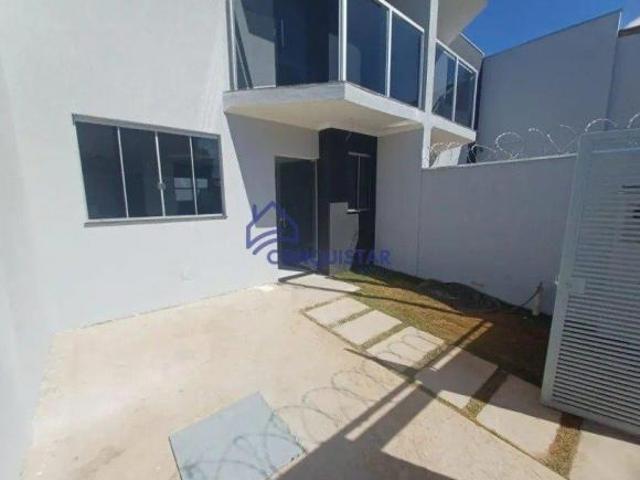 Linda casa geminada duplex no Piratininga!