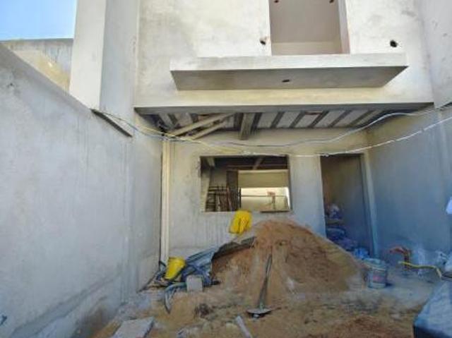 LINDA CASA GEMINADA EM Ã?TIMA LOCALIZAÃ?Ã?O NO BAIRRO NOSSA SENHORA DE FATIMA