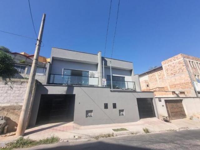 LINDA CASA GEMINADA 03 QUARTOS COM SUITE NO JARDIM DAS ALTEROSAS EM BETIM