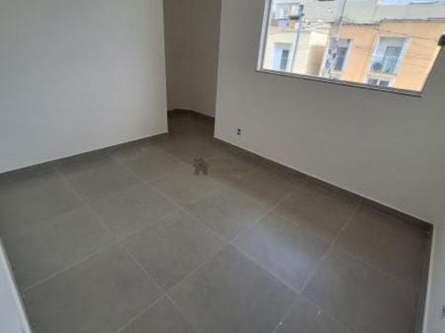 LINDA CASA GEMINADA 03 QUARTOS NO BAIRRO SANTA RITAEM IBIRITÃ?