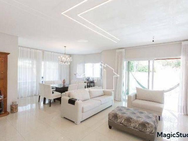 Linda Casa Integrada – Altos da Serra VI | 270 m² de Construção | Terreno 365 m² São José dos Camp