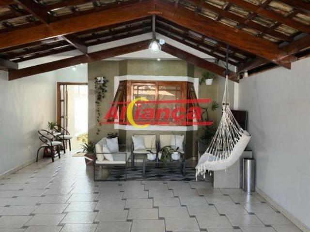 Linda Casa Jardim Santa Clara !