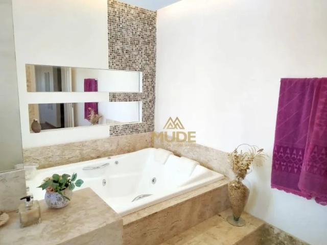 Linda casa lago norte! Qi 10 reformada / moderna / alto padrão