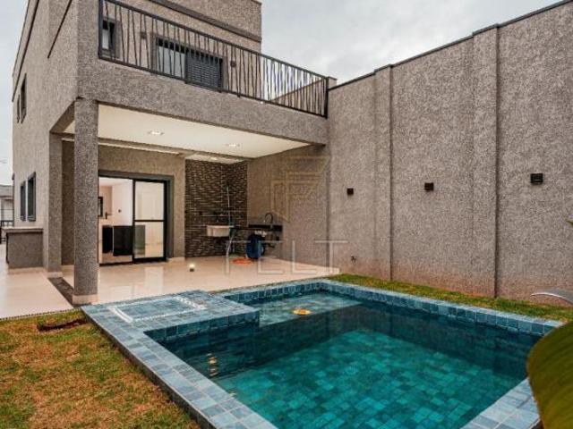 Linda Casa p/ Venda em Santana de Parnaíba/SP