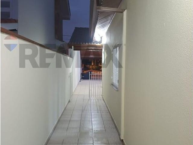 Linda casa para locação no Condominio Aruã