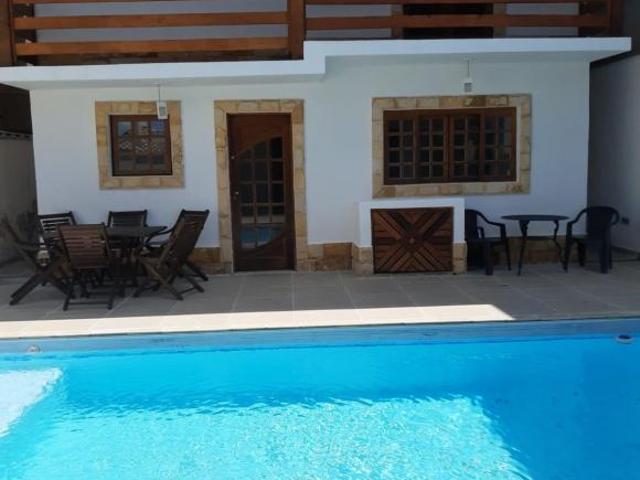 LINDA CASA PARA VENDA