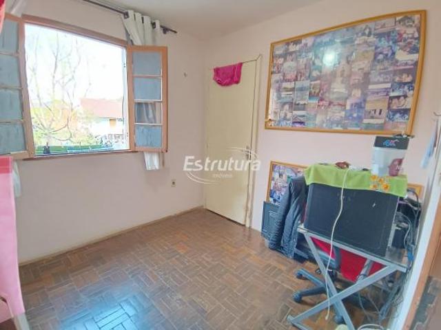 Linda casa para venda em excelente localização
