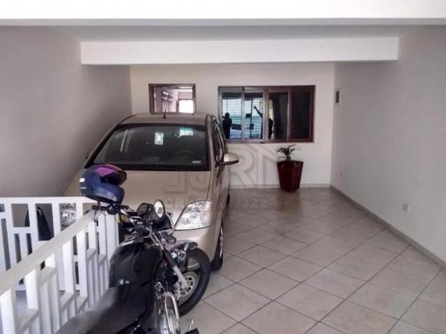 Linda casa para Venda em Ótima Localização no Jardim Zaira, 02min da Avenida Principal