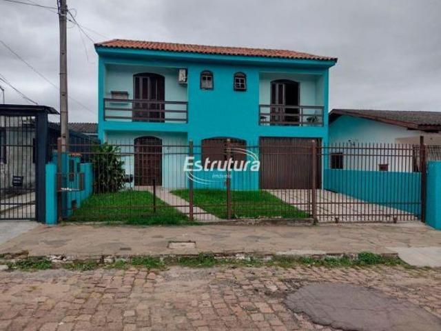 Linda casa para venda em região militar com três dormitórios e um amplo espaço