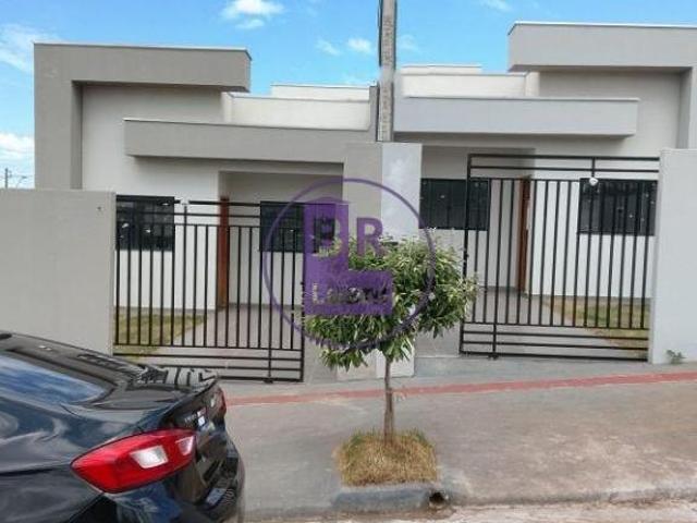 Linda casa para venda Nova
