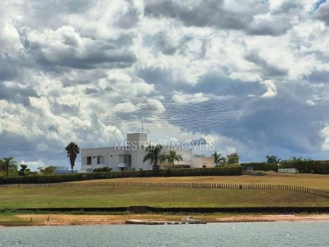 Linda casa Pé na areia Condomínio fechado!