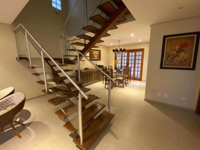 Linda casa pronta com otimo acabamento / aceita financiamento