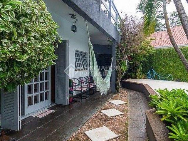 LINDA CASA PRÓXIMO AO CALÇADÃO DE IPANEMA