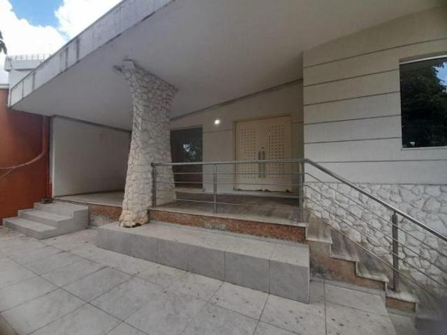 Linda casa próxima ao Bernoulli, no Vila Paris