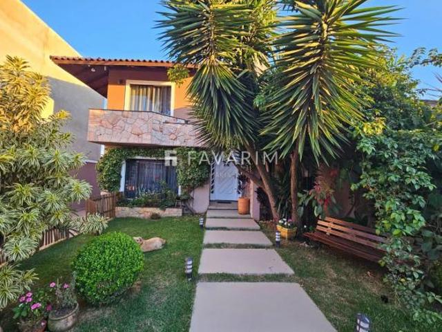 LINDA CASA RESIDENCIAL NO CAPÃO RASO