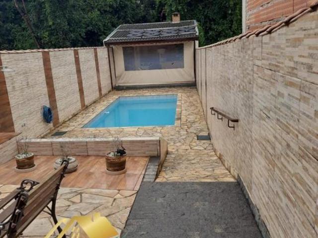 Linda Casa residencial à venda em Mairiporã/SP!