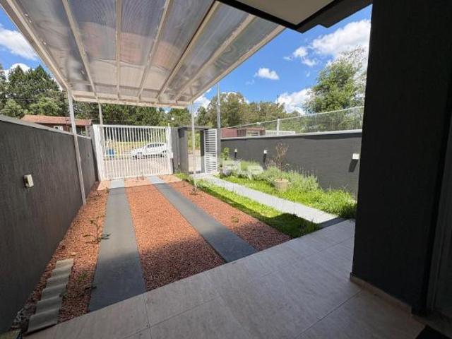 LINDA CASA SEMIMOBILIADA EM FARROUPILHA