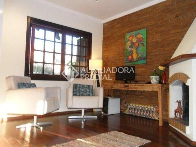 Linda casa sobrado 160 M²