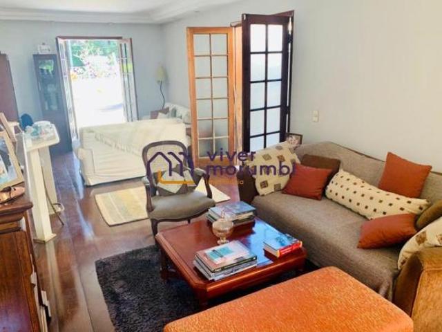 Linda casa sobrado no Panamby