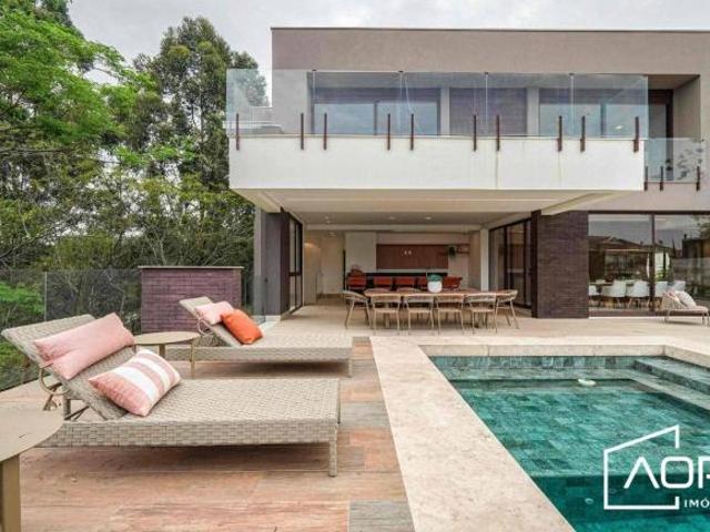 Linda casa Tamboré XI