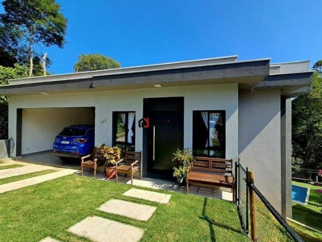 Linda Casa TÉRREA à Venda no Residencial Vila Verde Km 36!