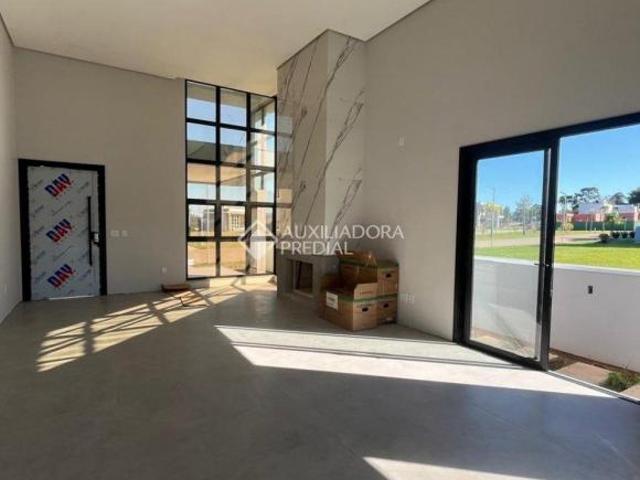Linda Casa Térrea à Venda Conforto, Estilo e Funcionalidade!