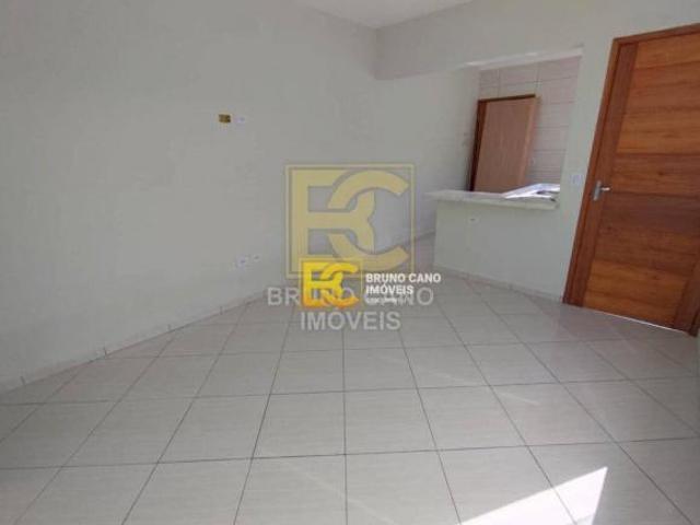 Linda Casa Térrea à Venda em Peruíbe – Bairro Residencial Tranquilo