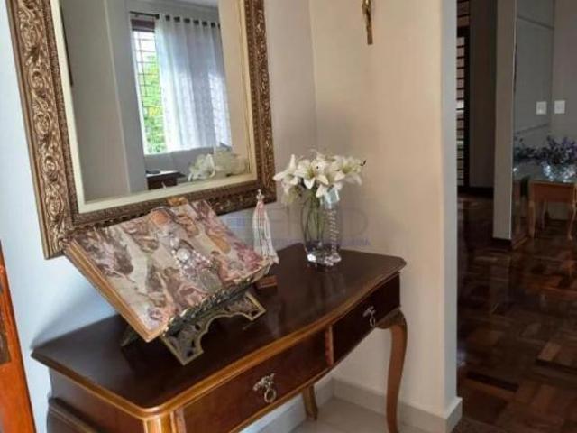 LINDA CASA TÉRREA A VENDA