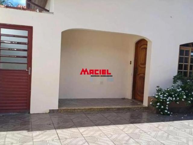 Linda Casa terrea com 3 Quartos à venda, 137m² Jardim Satélite