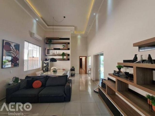 Linda casa térrea com 3 suites no Quinta Ranieri