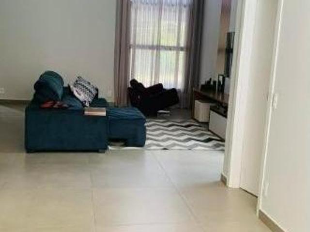 Linda Casa Térrea Condomínio Vila Verona