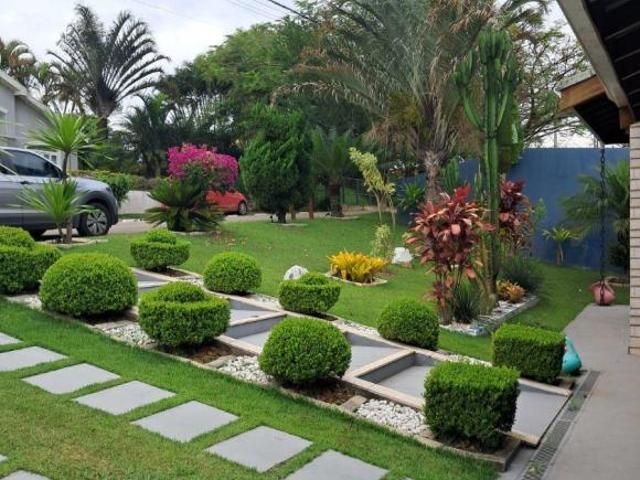 Linda casa térrea de condomínio / Bom Jesus dos Perdões