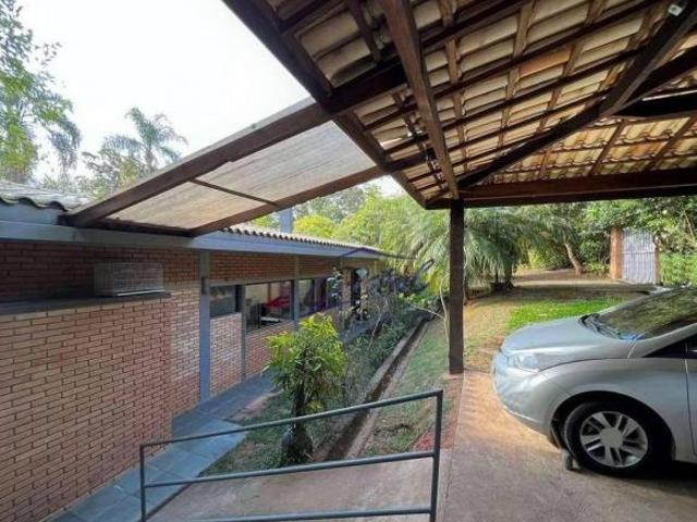 Linda casa térrea e contemporânea Condomínio Reserva do Peroba