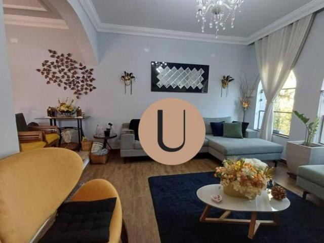 Linda Casa térrea na Vila Carrão com 3 quartos