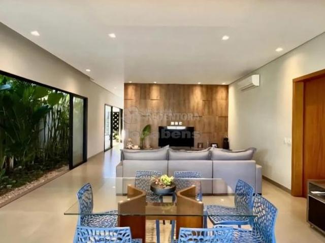 Linda Casa térrea no Condomínio Buona Vita
